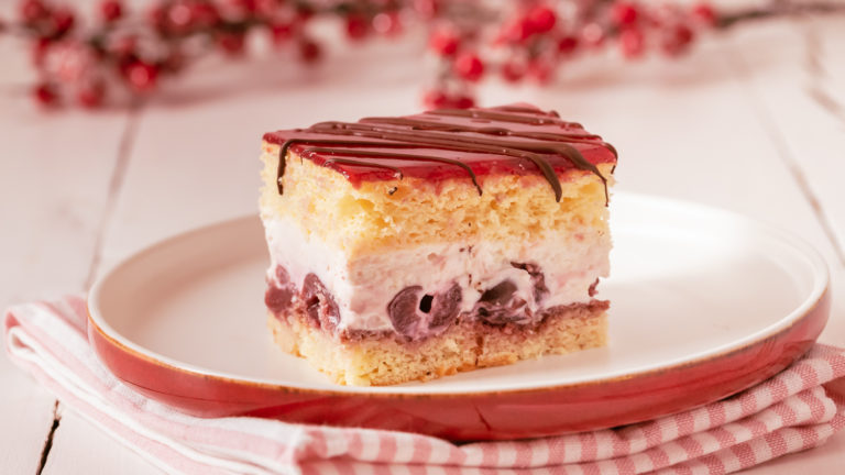 Kirschschnitten ( glutenfrei ) mit Quark ohne Gelatine